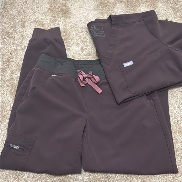 Figs | Pants & Jumpsuits | Figs Limited Edition Espresso Scrub Set ...